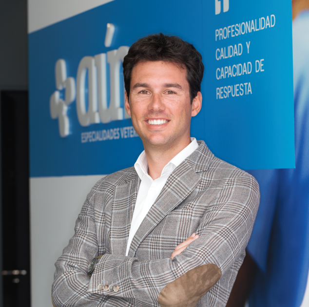 Marco Sevillano - Auna Especialistas Veterinarias